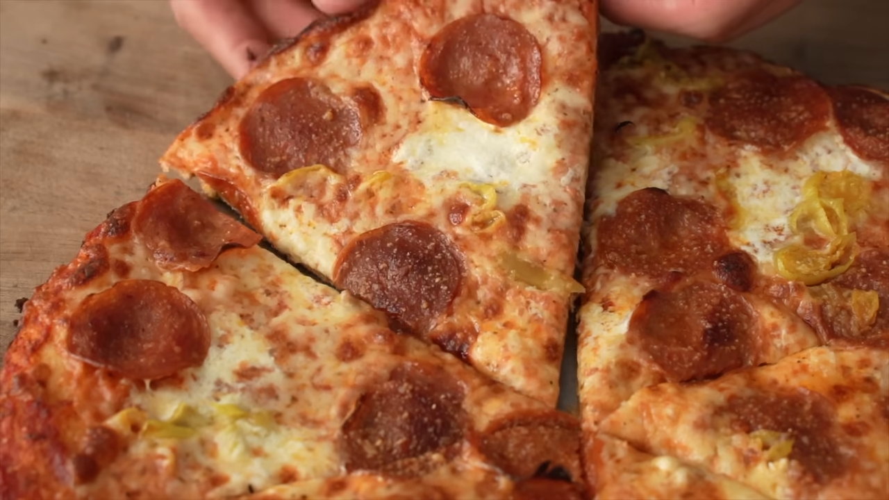 Perfect Pizza Recipe – Easy Family Recipes!