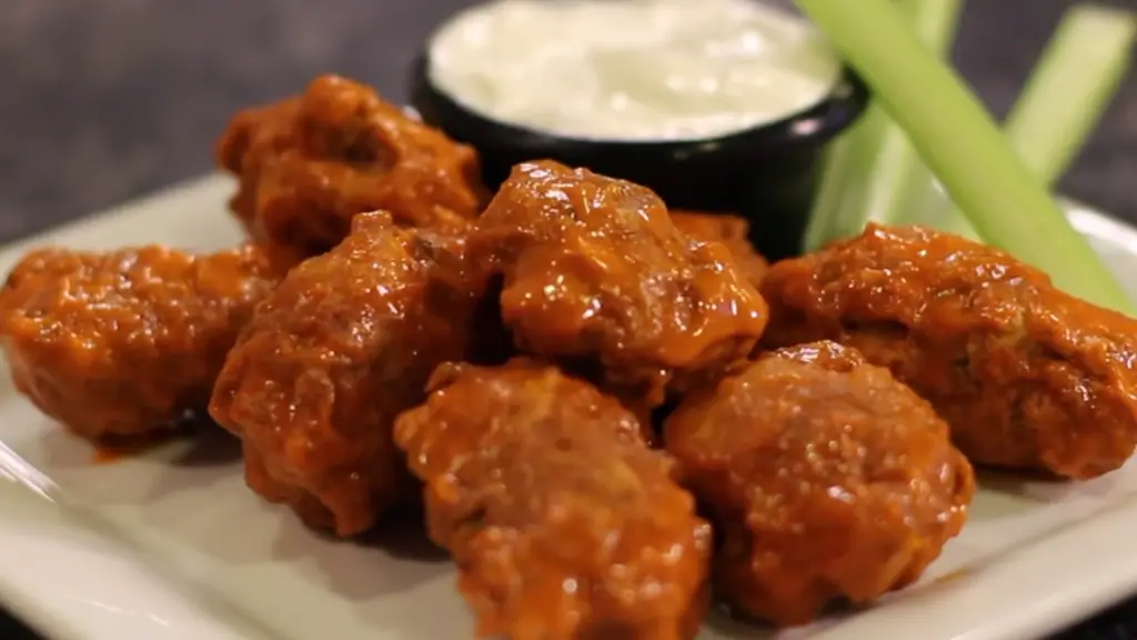 Crispy Boneless Chicken Wings – Easy Family Recipes!