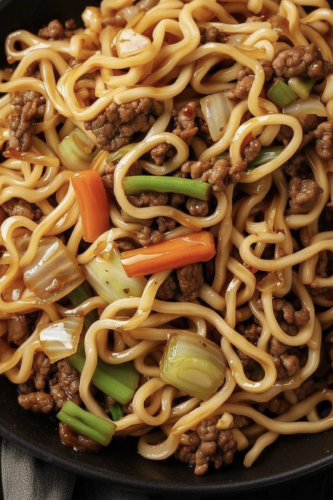 Easy Slow Cooker Ground Beef Chow Mein – Family Favorite Recipe – 1k ...